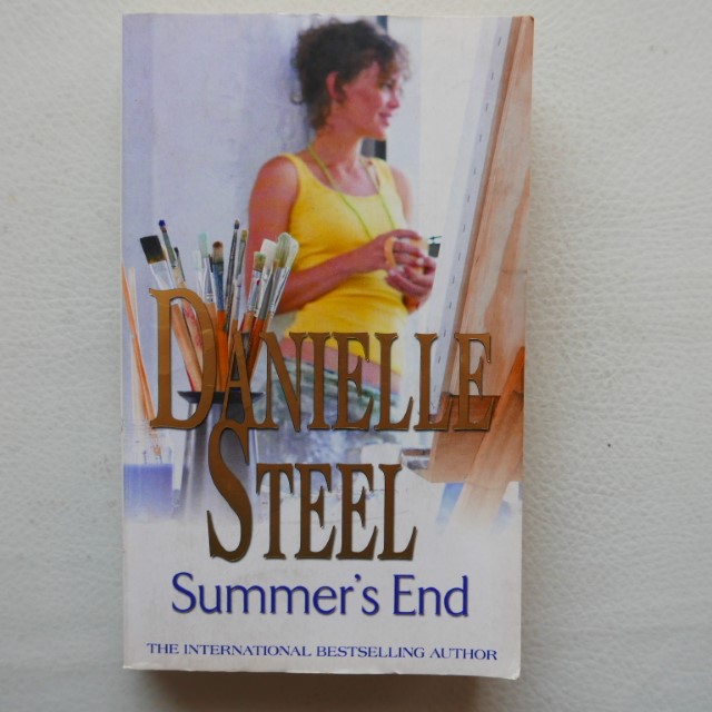 Summer’s End by Danielle Steel - The Crazy Book Inn