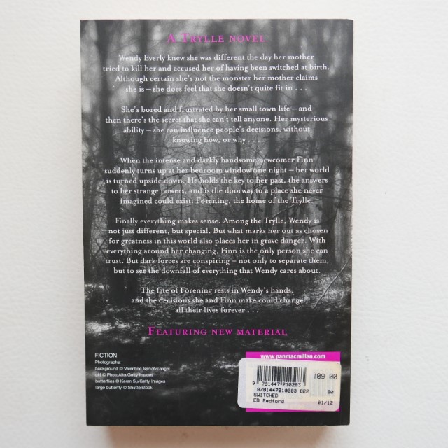 Switched by Amanda Hocking - The Crazy Book Inn